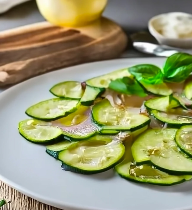 Carpaccio de courgettes marinées : recette à IG bas en 15 min